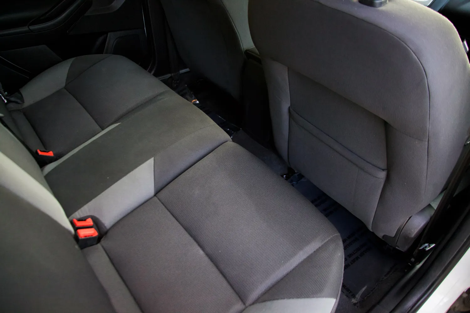 20012-ford-focus-se-hb-world-auto-sales-21 | Car Dealership in Philadelphia